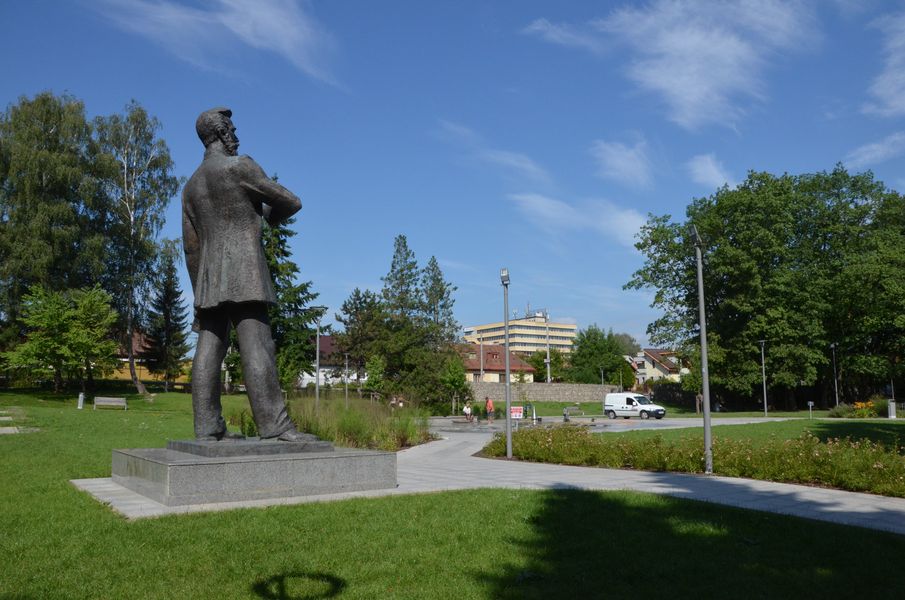 Ľudovít Štúr Park - tikzilina.eu